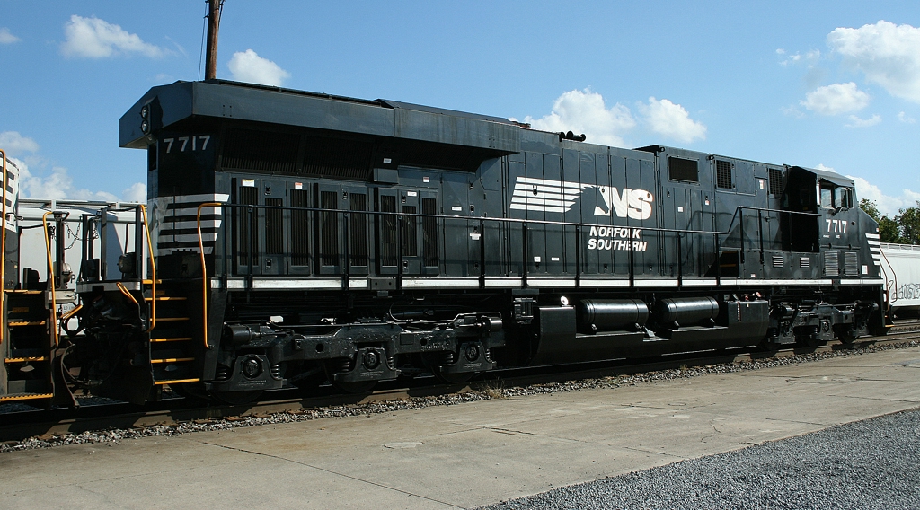 NS 7717